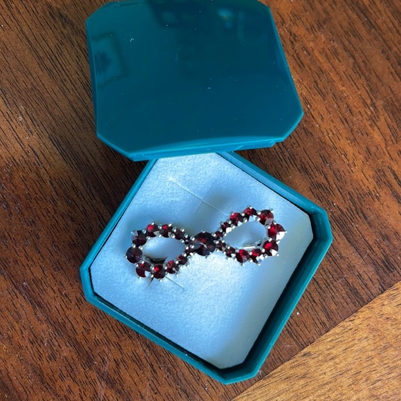 Jewelry | Vintage Late 9s Beautiful Garnet Infinity Brooch Pin | Poshmark